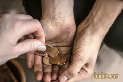 Daftar Hadist Tentang Keutamaan Sedekah 2025 - Abiabiz.com