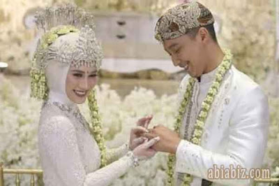 Doa untuk Pengantin yang Baru Menikah agar Samawa 2025 - Abiabiz.com